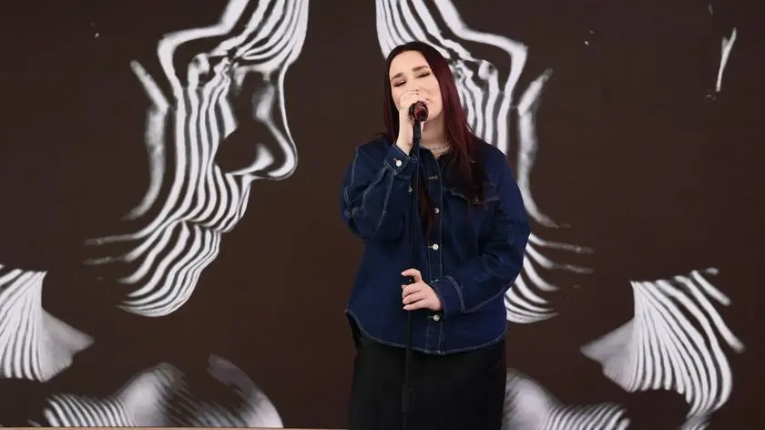 Jea Mira podbija zagraniczny rynek muzyczny. Kim jest? - Dzień Dobry TVN