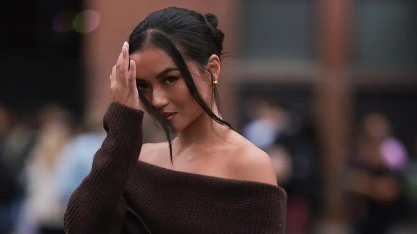 Najmodniejsze fryzury 2025. Jak zrobić francuski kok? - Dzień Dobry TVN