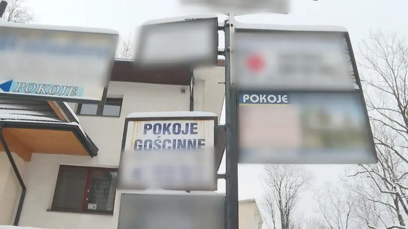 Uwaga! TVN. Oszuści oferują kwatery widmo. "Czasem jesteśmy strasznie ...