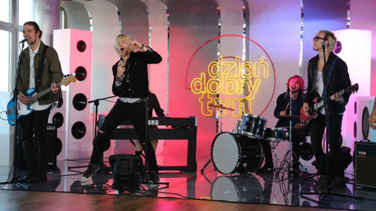 R5. Wywołali spore zamieszanie pod studiem DDTVN - Dzień Dobry TVN