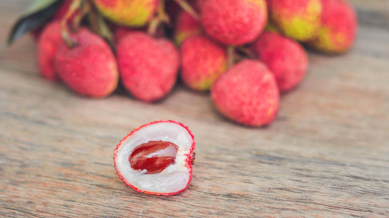 Liczi – obieranie, właściwości, ciekawostki - Dzień Dobry TVN