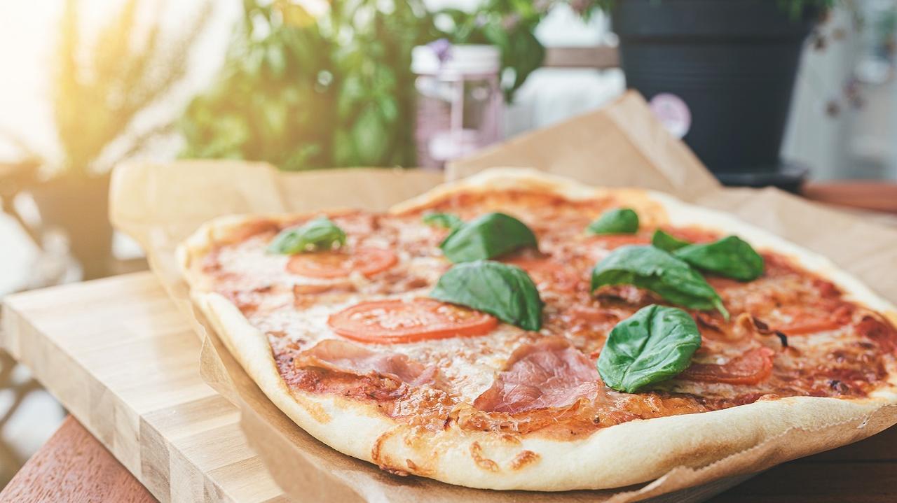 Fit pizza z twarogu, którą możesz jeść na diecie - prosty przepis ...