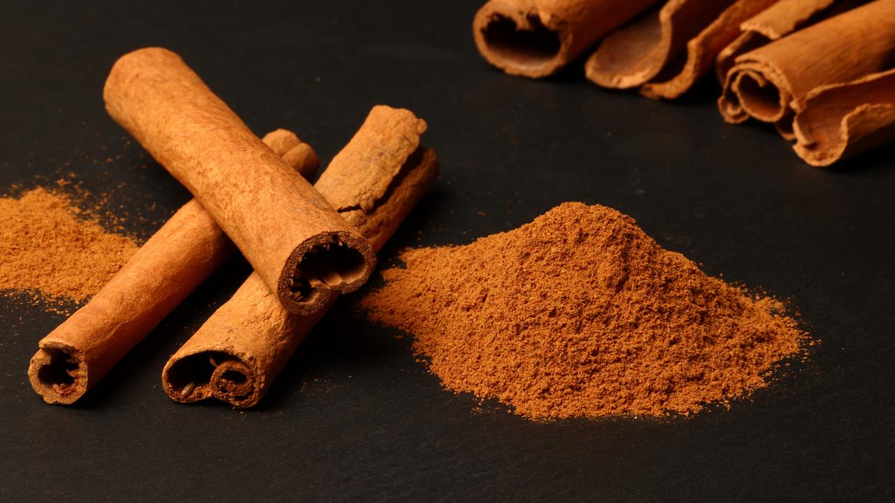 Czy można przedawkować cynamon? Jaka jest bezpieczna dzienna porcja ...