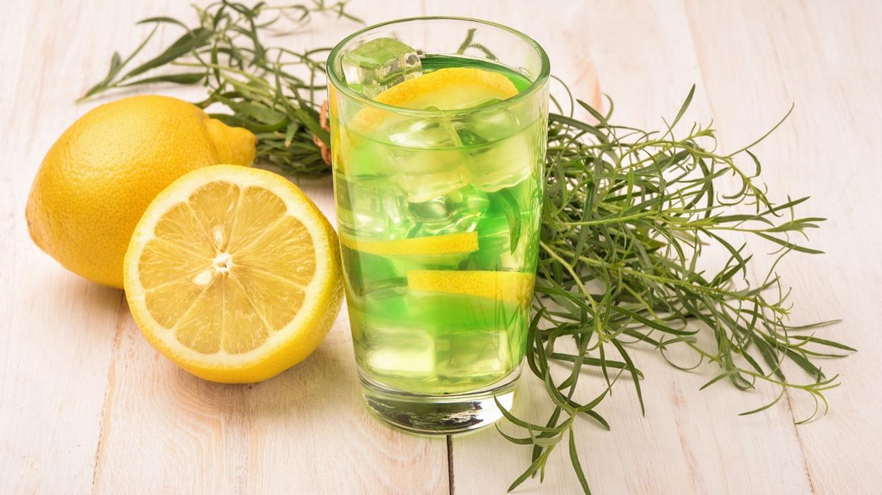 Tarhun - napój z estragonu. Prosty przepis - Dzień Dobry TVN